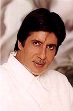 Applause still overwhelms me: Amitabh | nowrunning