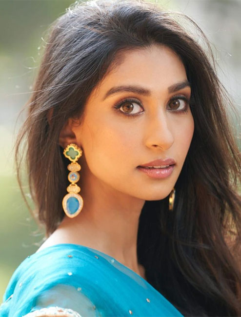 Paloma Thakeria - Indian Actor Profile, Pictures, Movies, Events ...