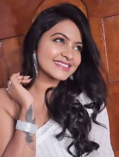 Rachita Mahalakshmi - Indian Actor Profile, Pictures, Movies, Events ...