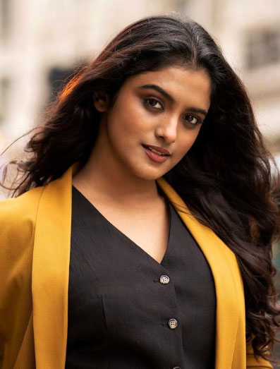 Roopa Koduvayur - Indian Actor Profile, Pictures, Movies, Events | nowrunning