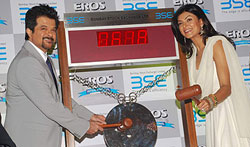 No Problem cast ring the Diwali Gong at BSE Pictures | nowrunning
