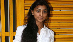 Deepal Shaw at Vikalp screening Pictures | nowrunning