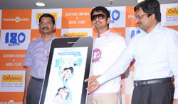 Siddharth Promotes 180 Movie Pictures | nowrunning