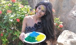 Poonam Pandeys holi shoot Pictures | nowrunning