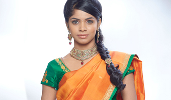 Actress Divya New Stills Pictures | nowrunning