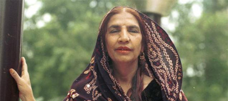 Bollywood remembers Pakistani singer Reshma | nowrunning