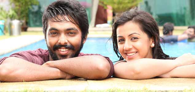 Darling Anbe Anbe Official Full Video Song - Tamil Movie Trailers ...